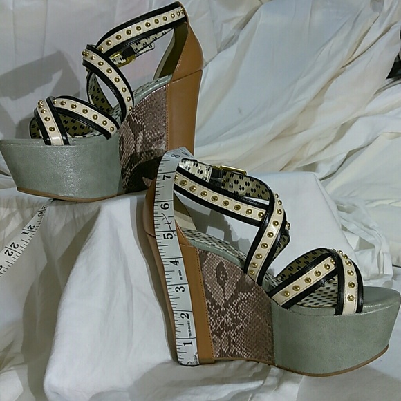 Jessica Simpson | Shoes | Jessica Simpson Platform Wedge | Poshmark
